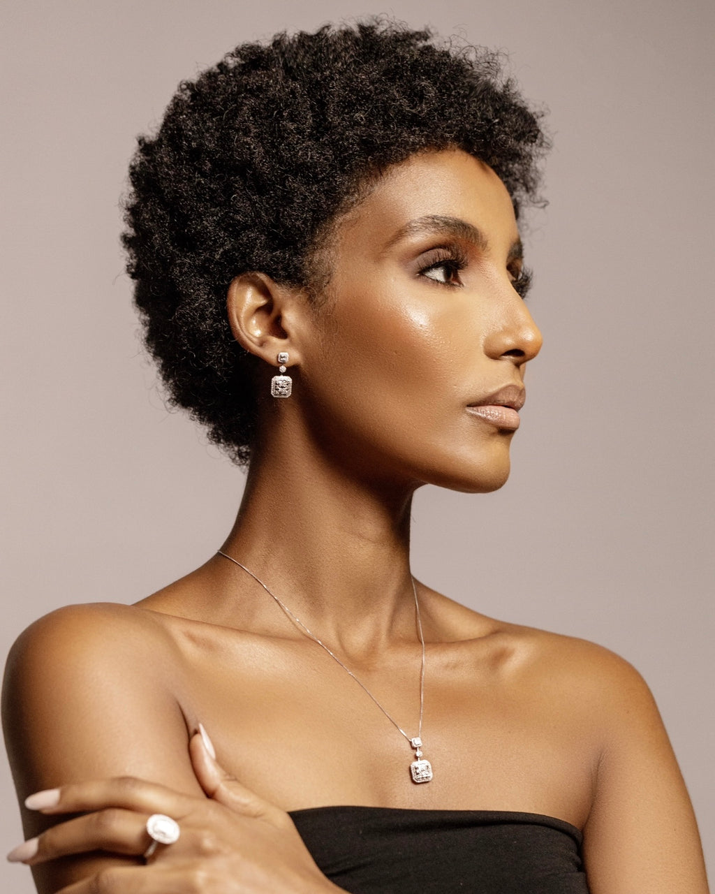 Emily Diamond Necklace – Luchysluxe